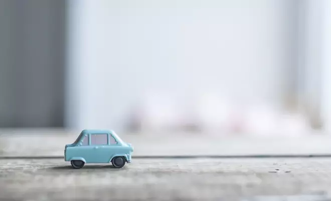 Значењето на сонот за играчки автомобили