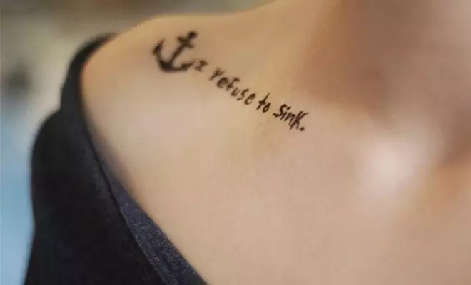 Idealna fraza do tatuażu na klatce piersiowej