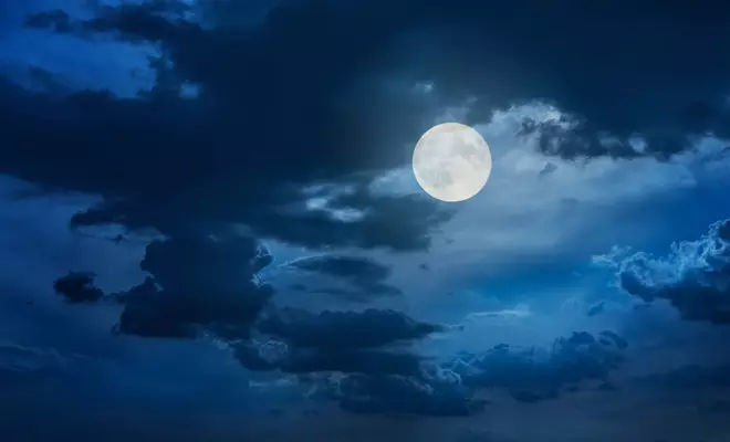 Negatívne významy karty Mesiac v tarote