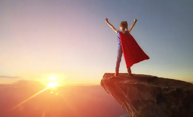 Untuk bermimpi bahwa saya adalah seorang pahlawan super: apakah semuanya mungkin?