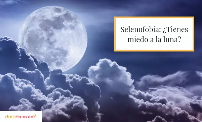 Selenofóbia alebo strach z mesiaca: príznaky, príčiny a liečba