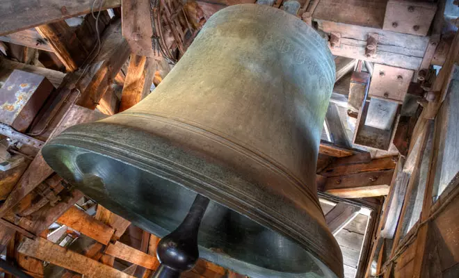 Kaj pomeni sanjati o zvonovih