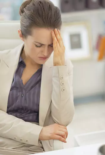 Įtampos galvos skausmas, moterų galvos skausmas