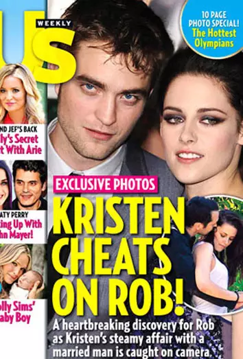 Kristen Stewart fuddelt de Robert Pattinson mat hirem Regisseur