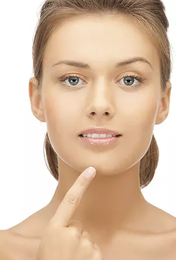 Hormonelle ændringer påvirker udseendet af acne bumser.