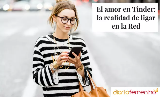 Love on Tinder: a realidade do flirteo en Internet