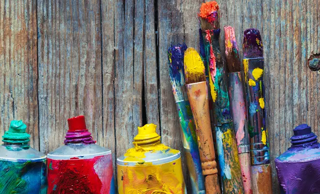 Sognare pennelli colorati: la tua vita a colori