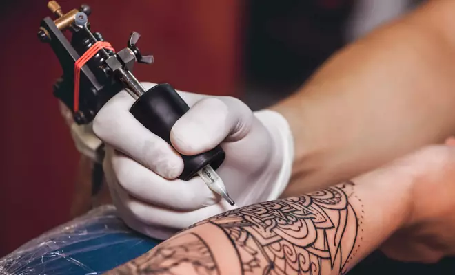 Tattoos na kisukari: Vidokezo vya kufuata