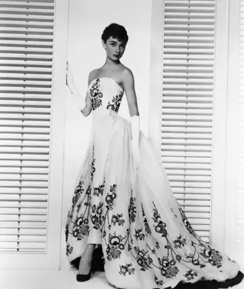 Audrey Hepburn na misemo yake yenye nguvu ya mitindo na urembo