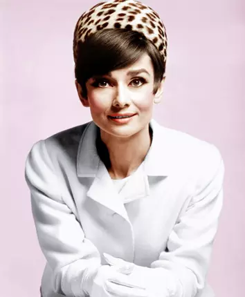 O fuaitau a Audrey Hepburn e uiga i tamaitai