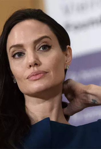 O pe'a sili ona 'anoa a Angelina Jolie