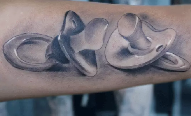 o significado das tatuagens de chupeta