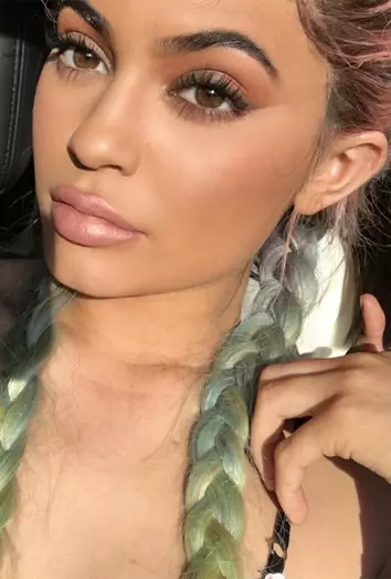 Festival makeup: Kylie Jenner, make up for Coachella