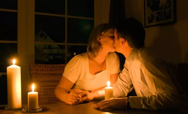 Comment préparer un dîner romantique inoubliable à la maison