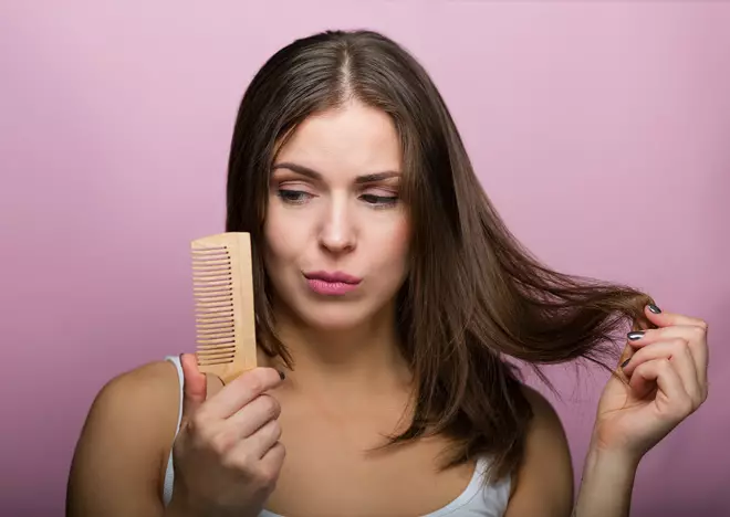 Kaip plauti riebius plaukus