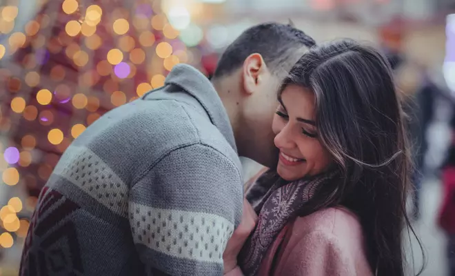 Tricks, um Ihrem Partner einen perfekten Kuss zu geben