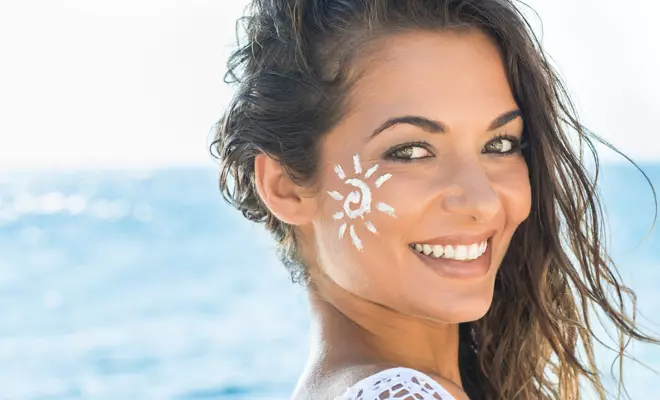 How much sunscreen should we apply to each area of ​​the skin?