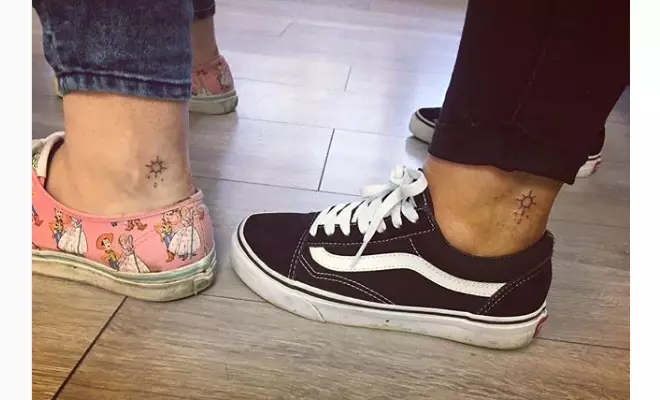 idee per tatuaggi alla caviglia
