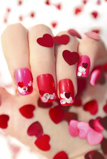 manicure Valentine's