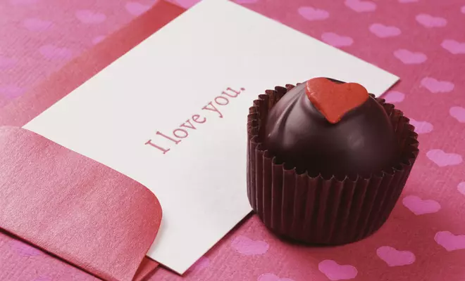 Kjærlighetsmeldinger for å erklære deg selv på Valentinsdagen