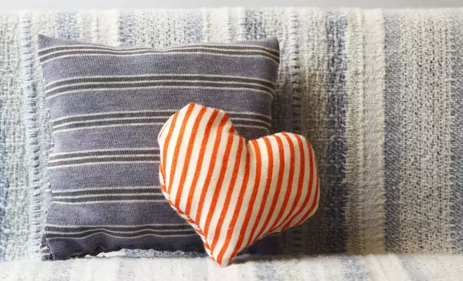 DIY gifts for a romantic Valentine: sewing