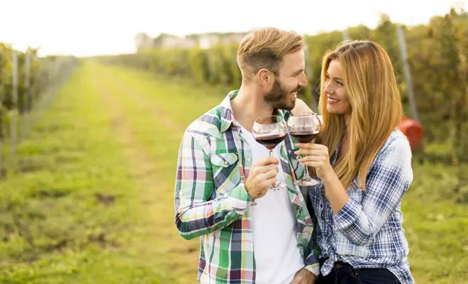 Fünf Arten von Geschenken für Männer am Valentinstag: trinken