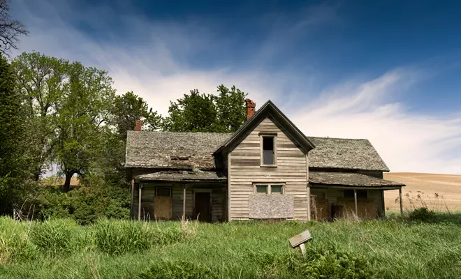 Wat betekent dromen over een verlaten huis?