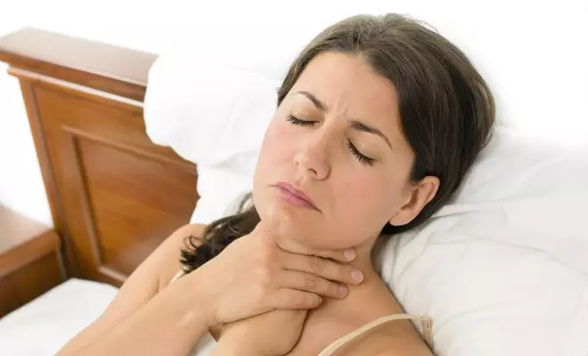 Чи потрібно приймати антибіотики при болі в горлі?