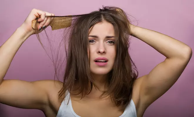 5 anledningar till varför ditt hår hatar regnet: burrigt hår