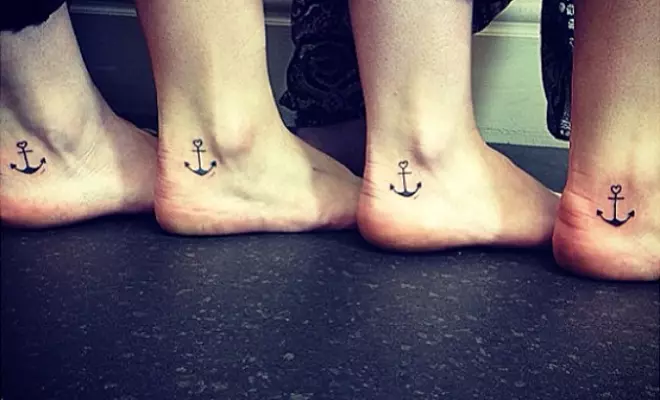 pi bon tatoo pou fanm Aquarius