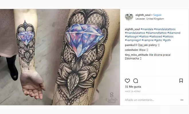 τατουάζ με διαμάντια