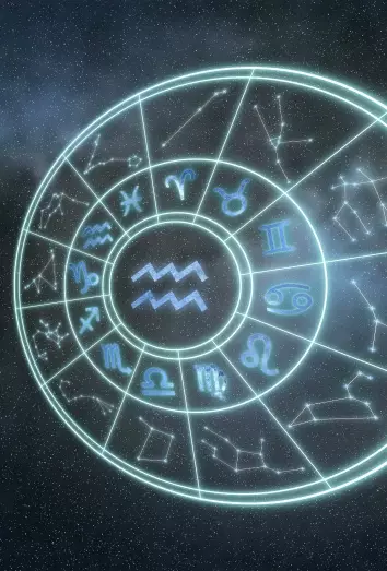 Hvad er min ascendant ifølge Astral Chart? Akvarium