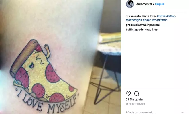 Wéi Tattoo Äre Liiblings Iessen Kéis