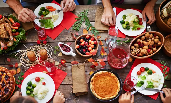 पांच खाद्य पदार्थ जिन्हें क्रिसमस की पूर्व संध्या पर याद नहीं किया जा सकता है