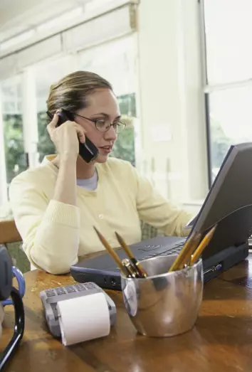 Os colegas de trabalho mais nervosos de acordo com as estrelas