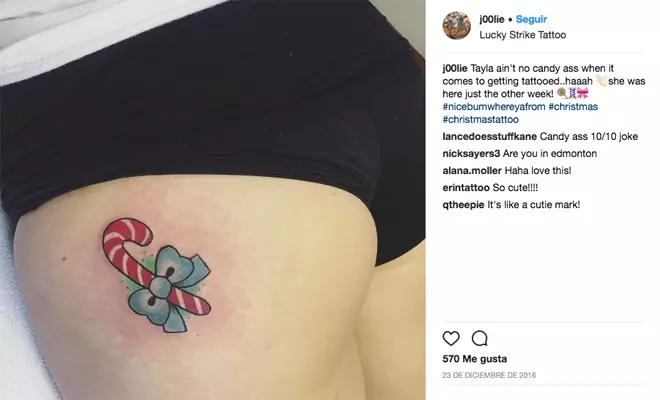 Pisan seksi tattoo Natal