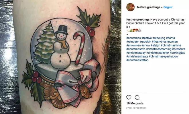 классическая рождественская татуировка