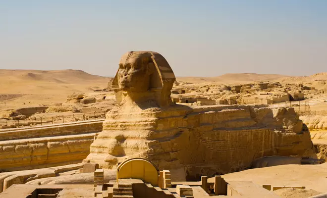 What does it mean to dream of a sphinx