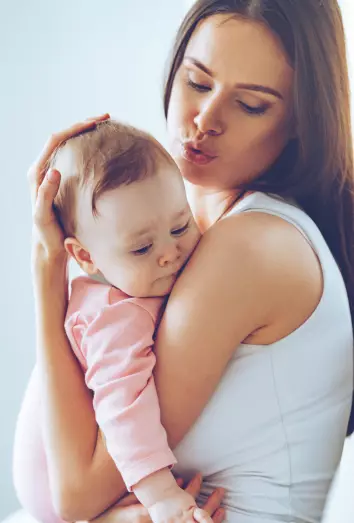 If you are Aquarius, this is how you will be as a mother according to the horoscope.