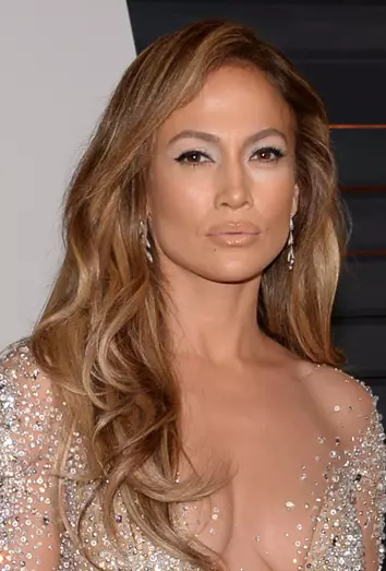 Makeup lip Jennifer Lopez