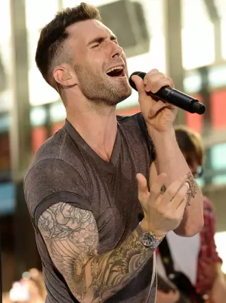 Adam Levine sareng tato na