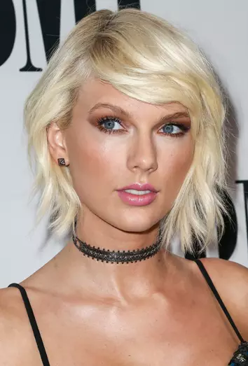 Ličenje Taylor Swift korak za korakom