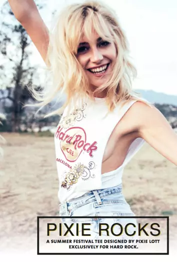 Pixie Lott an Hard Rock Cafe Barcelona lancéieren en T-Shirt