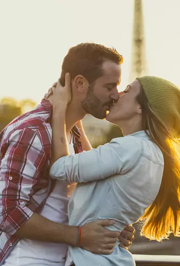 5 frasi romantiche e strazianti per il tuo primo vero amore