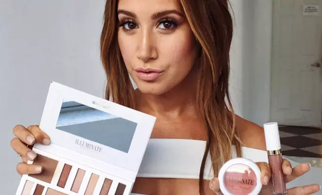 Ashley Tisdale: „The Haute Mess“ makiažo produktai