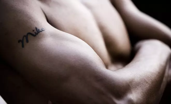 tatuaże na ramieniu
