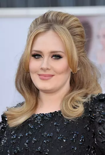 Adele, okrogel obraz s stilom