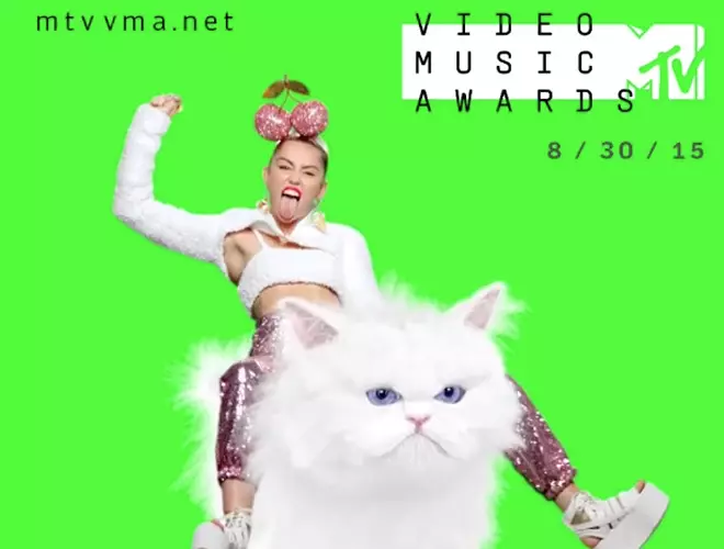 Instagram: Miley Cyrus undirbýr sig fyrir MTV VMA 2015