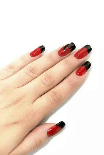 Fao valiina i le mumu: o le sexiest manicure