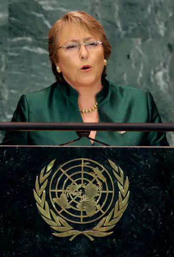 Gwraig y dydd yw Michelle Bachelet